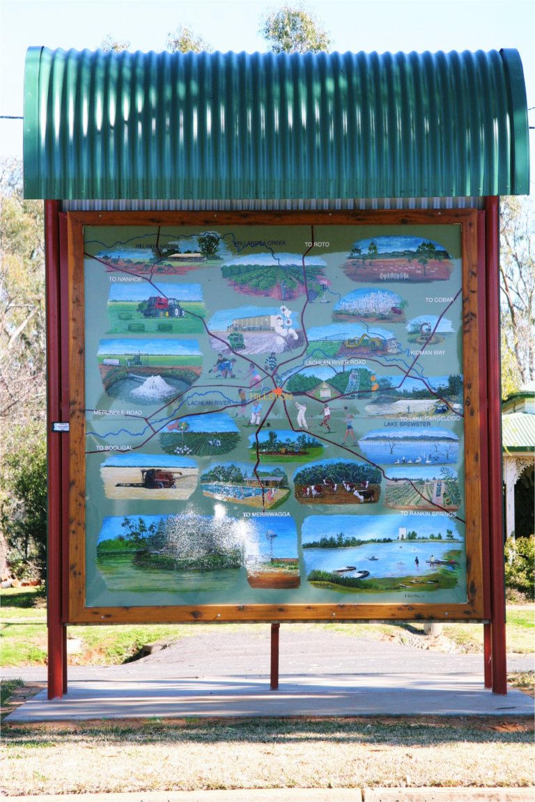 Hillston Caravan Park | Self-contained Cabins & Powered Camping Sites